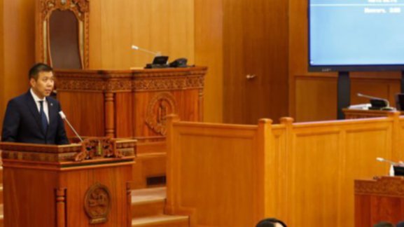 Б Энхбаяр Гэр бүлийн тухай хуулийн төслийг өргөн мэдүүлнэ